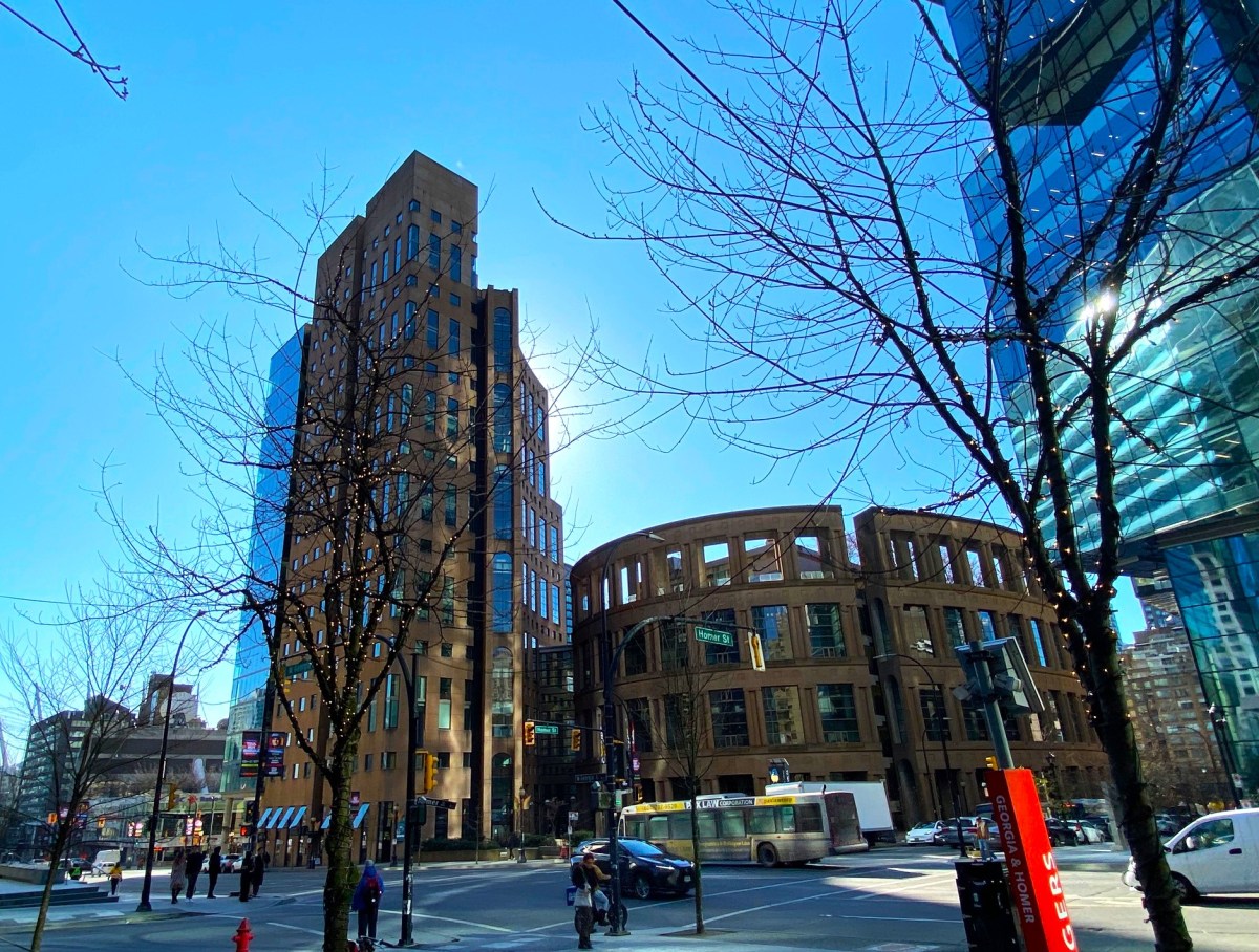 The charm of Downtown Vancouver through camera lense – > > Pogwarki